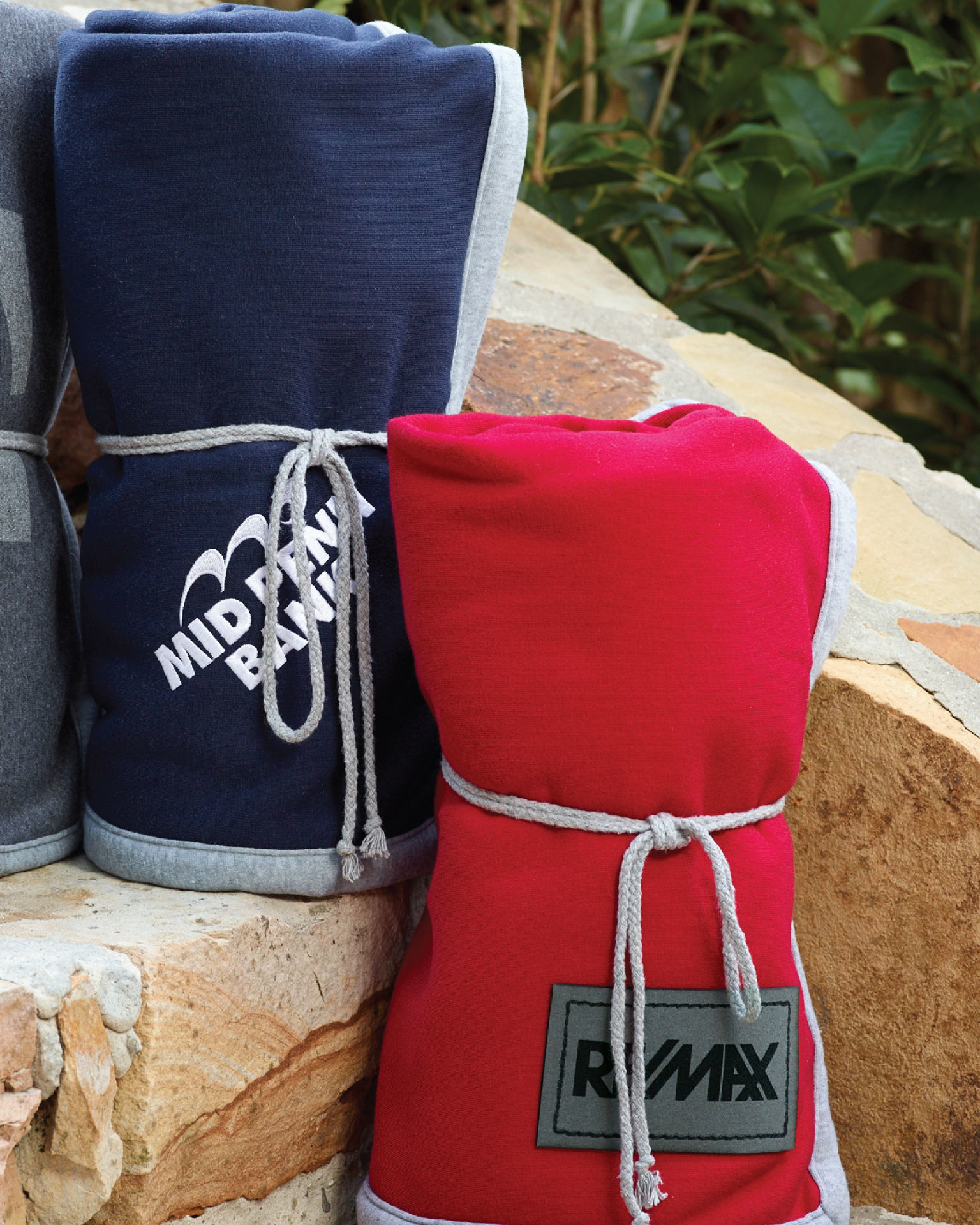 Towel Specialties. Highlander Four Seasons Blanket™